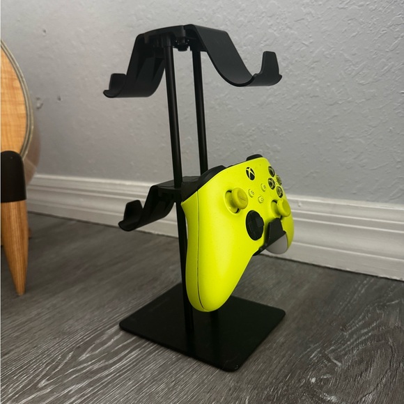 Video Games & Consoles | Xbox Controller Holder | Poshmark